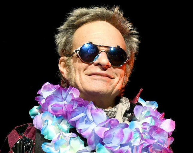 DAVID LEE ROTH: anunciado retorno aos palcos com nova turnê solo || THE ...